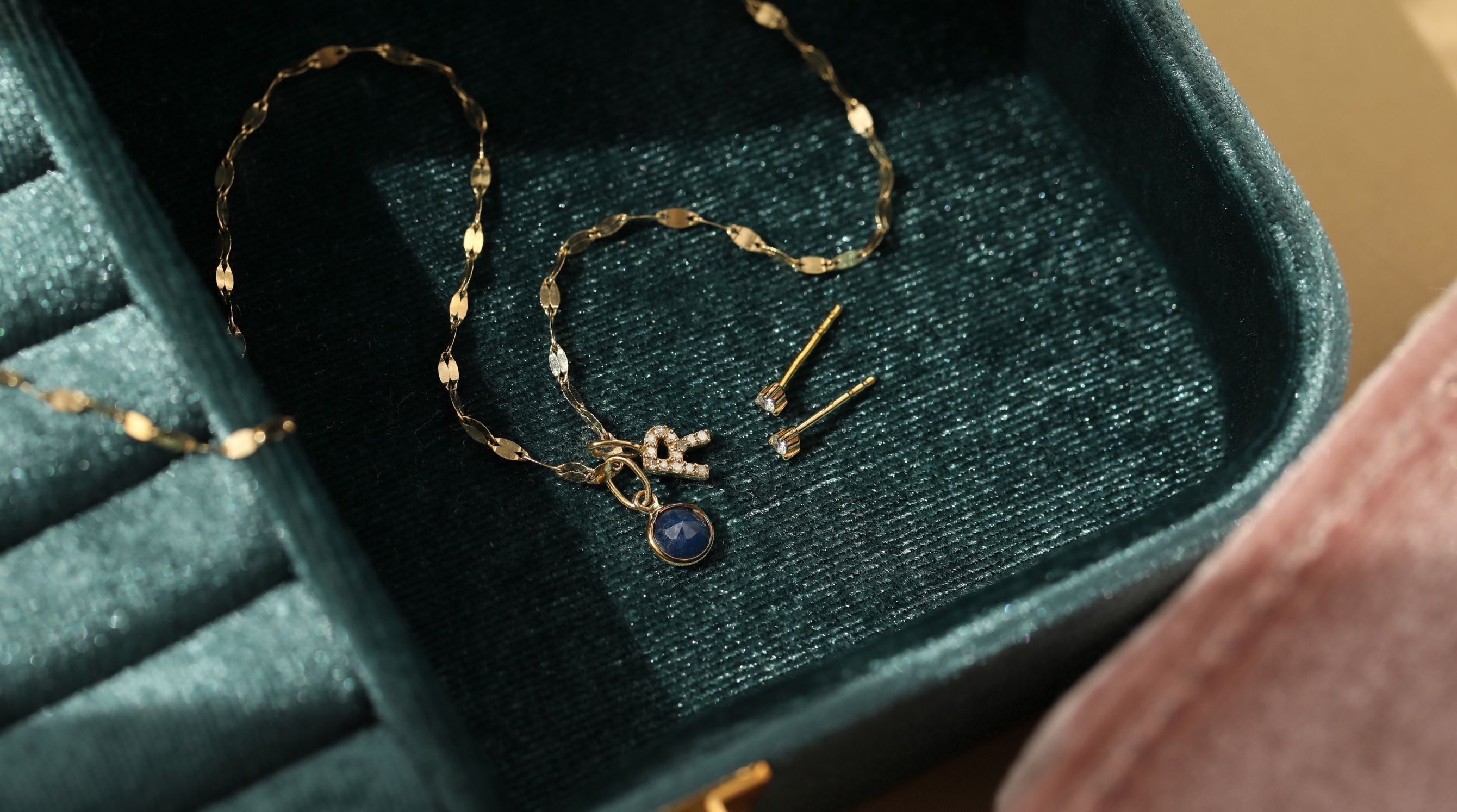 Build a Love Forever Jewellery Collection – Carrie Elizabeth