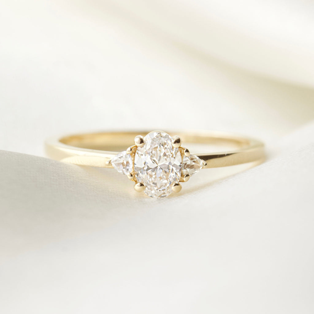 Paloma Diamond & White Sapphire Ring – Carrie Elizabeth