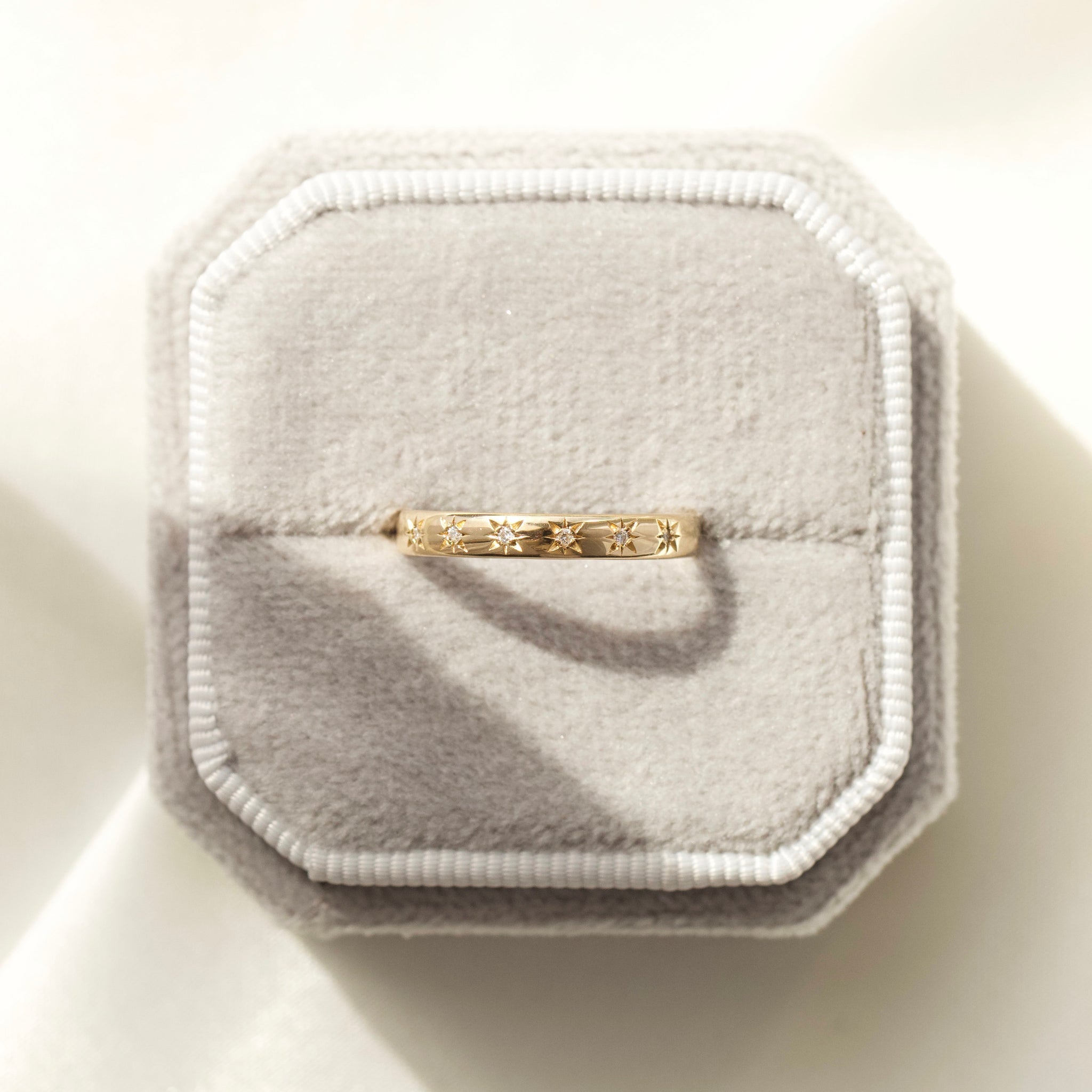 14k Solid Gold Simple Star Set Diamond Band – Carrie Elizabeth